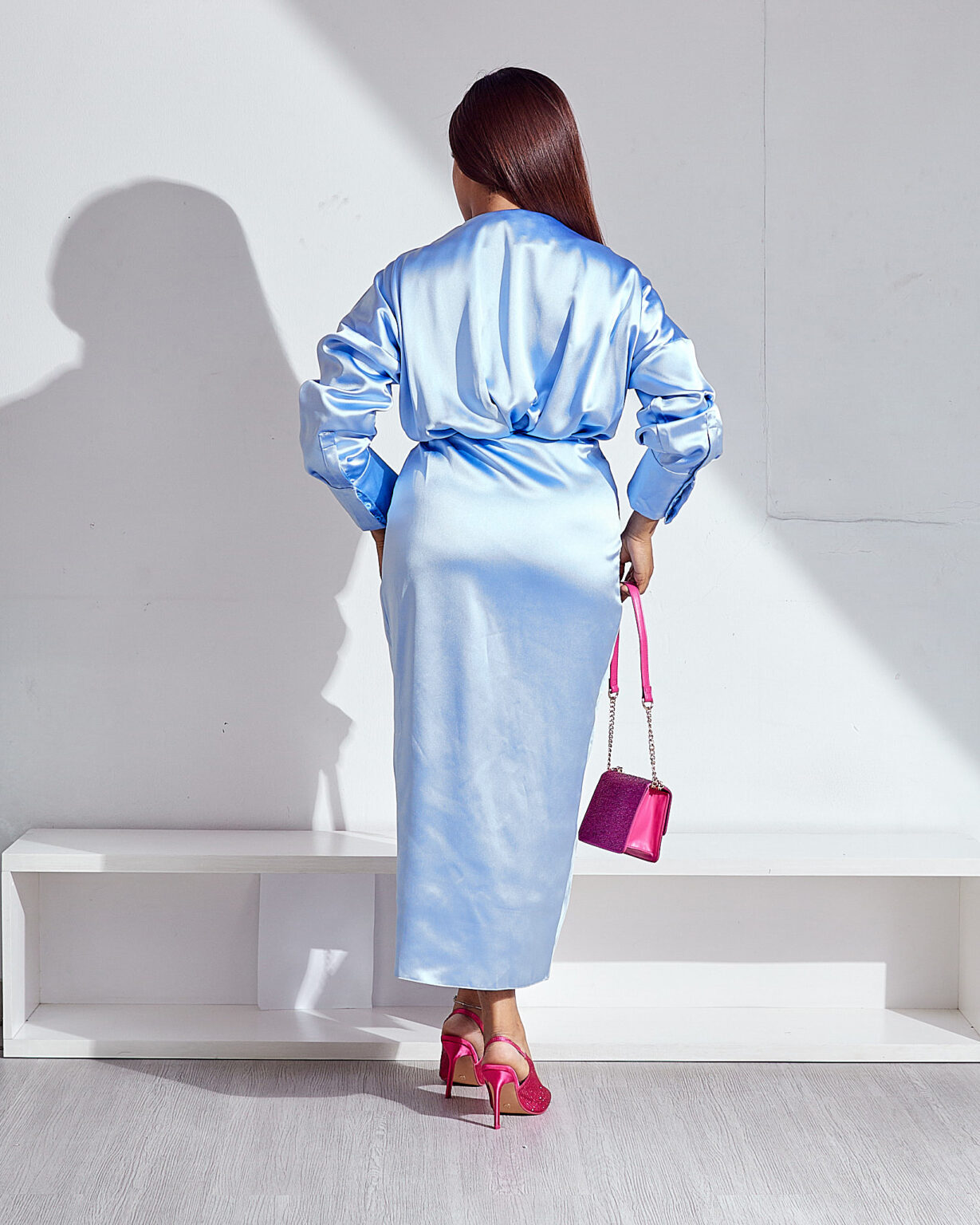 (2FOR18K) ASEDI BLUE TEXTURED SILK COLLARED PLUNGE WRAP DRESS - Debrasgrace