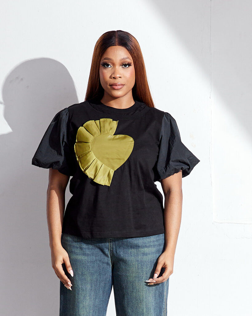 POG BLACK X OLIVE FRILL HEART PATCH BUBBLE SLEEVE TEE - Debrasgrace